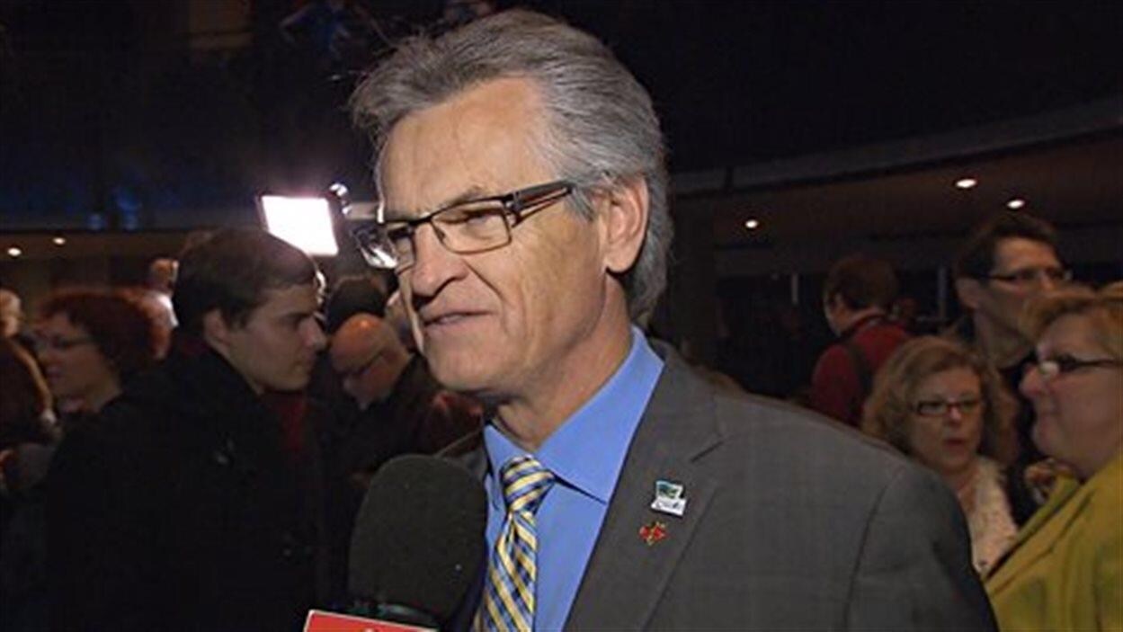 Une peine de 6 mois de prison pour l'ex-maire Gilles Deguire | Radio-Canada