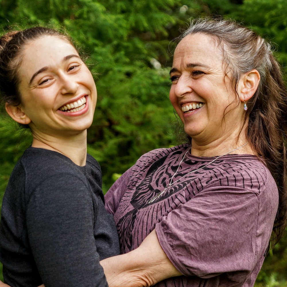 Isolés, mais ensemble | Radio-Canada.ca