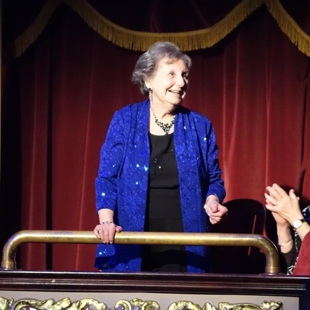 L’Acadie rend un chaleureux hommage à la comédienne Viola Léger | Radio ...