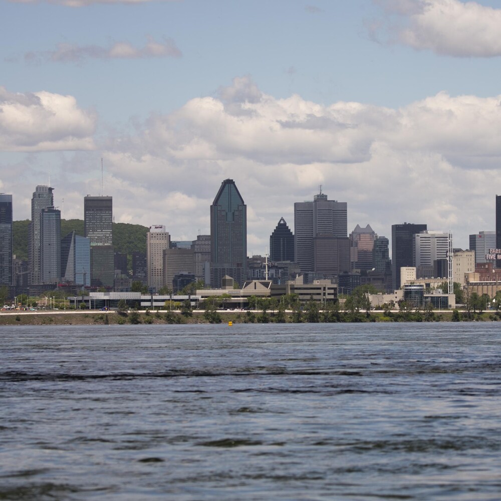 Le nouveau pont Champlain complètement ouvert le 1er juillet | Radio ...