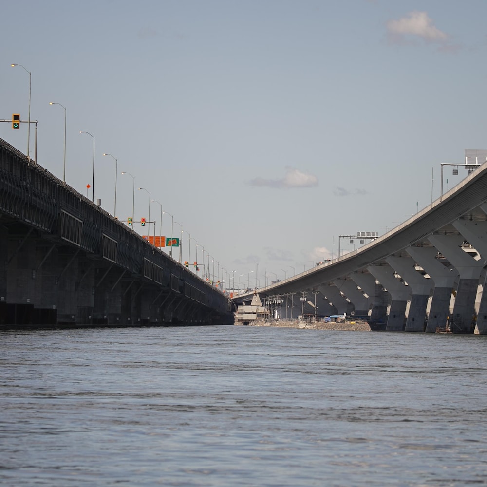 Le nouveau pont Champlain complètement ouvert le 1er juillet | Radio ...