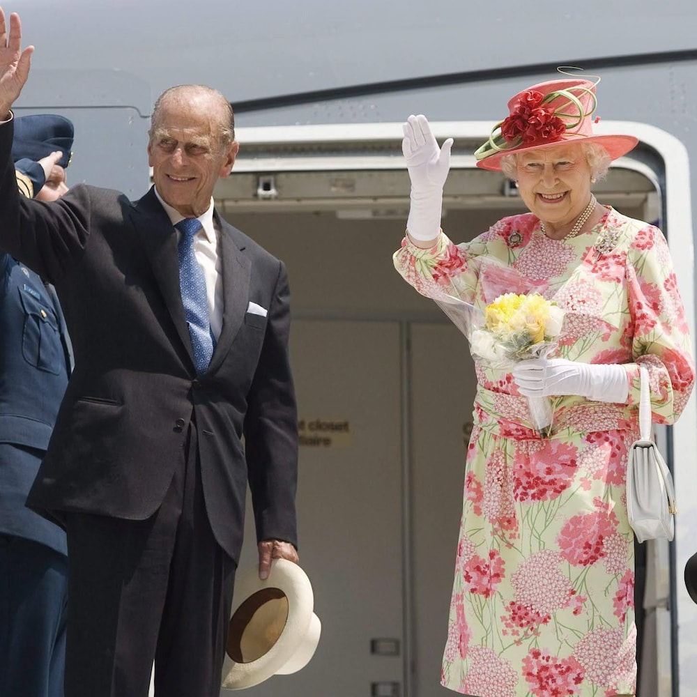 EN PHOTOS : 7 voyages de la reine Élisabeth II en Ontario | Décès de la ...