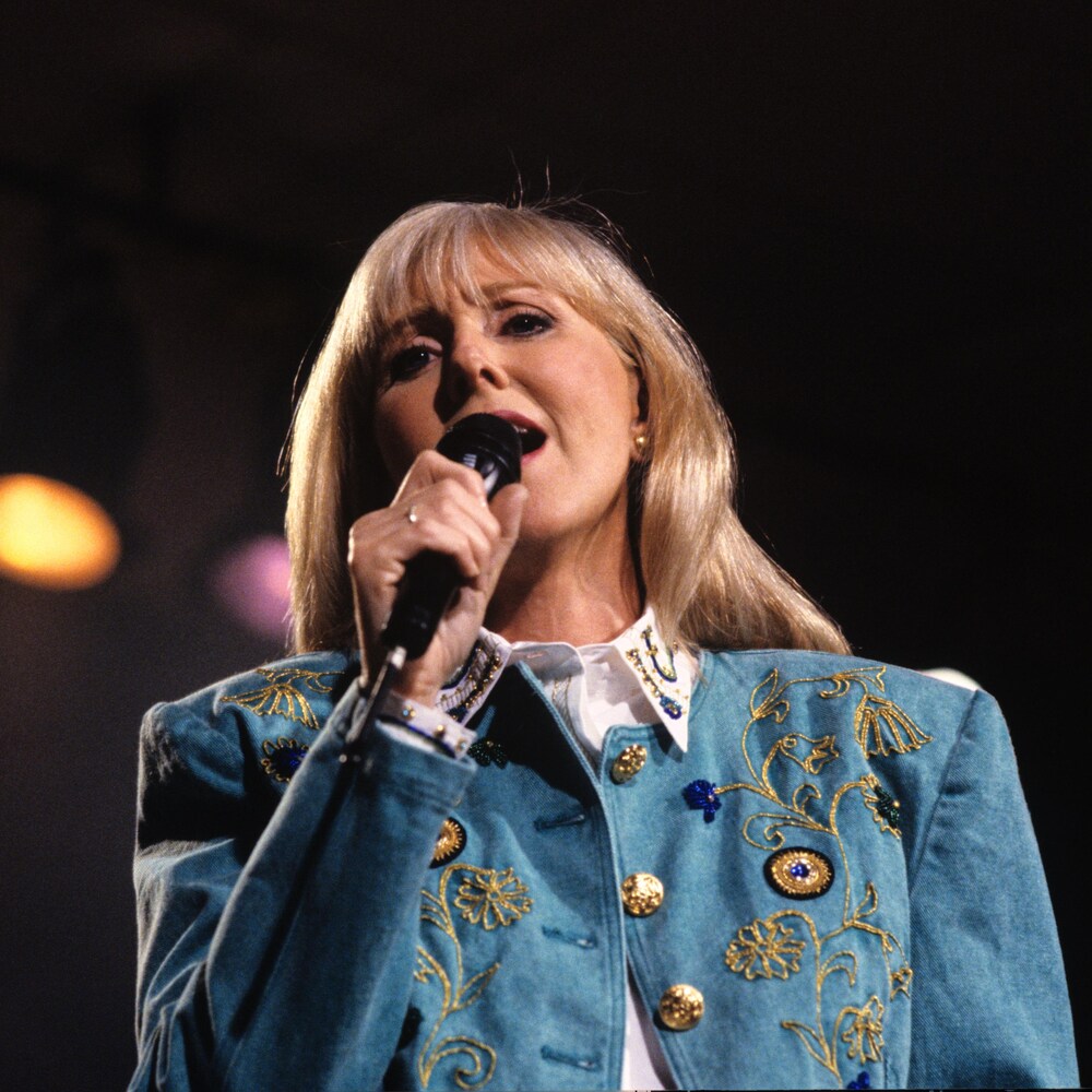 Renée Martel : figure de proue de l’époque yéyé et de la musique ...