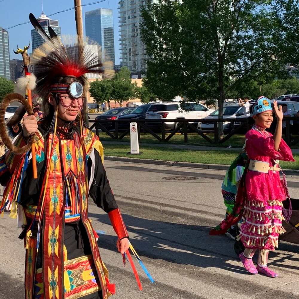 Le Stampede de Calgary a ouvert avec son traditionnel défilé | Radio ...