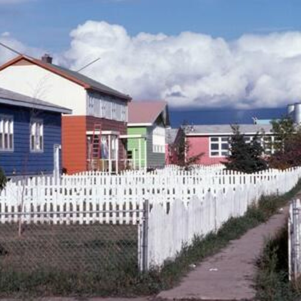 Un pilote des T.N.-O. fait don de sa collection d’images retraçant 50 ...