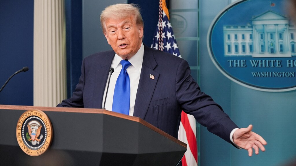Trump inanunsyo ang tariff rates para sa maraming bansa — maliban sa ...