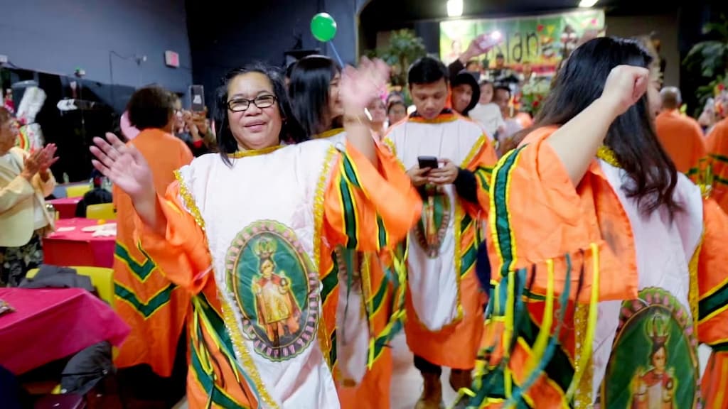 Ati-Atihan festival ipinagdiwang ng higit 300 Pilipino na may lahing ...