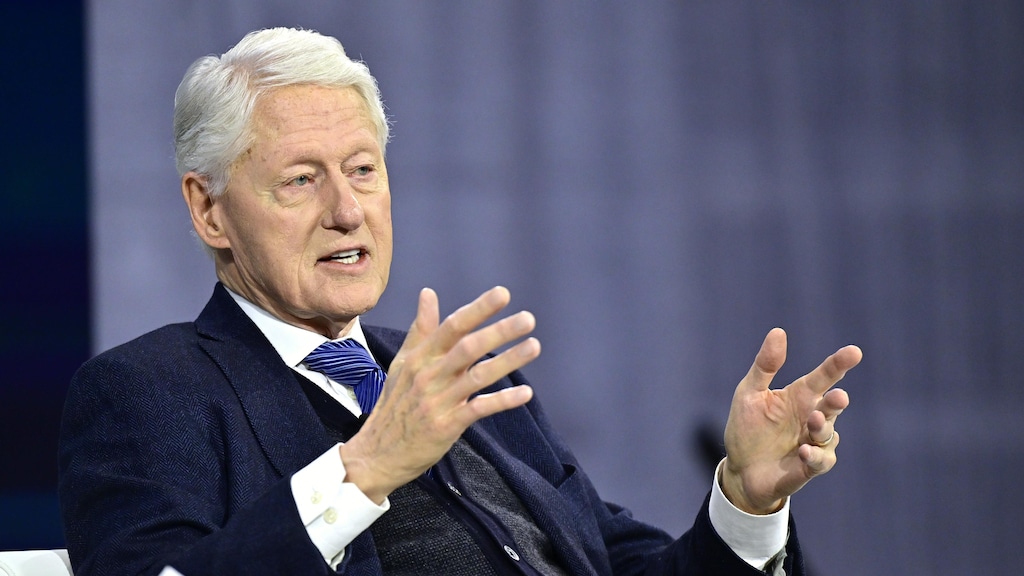 Bill Clinton says he had no knowledge of Epstein’s crimes to begin ...