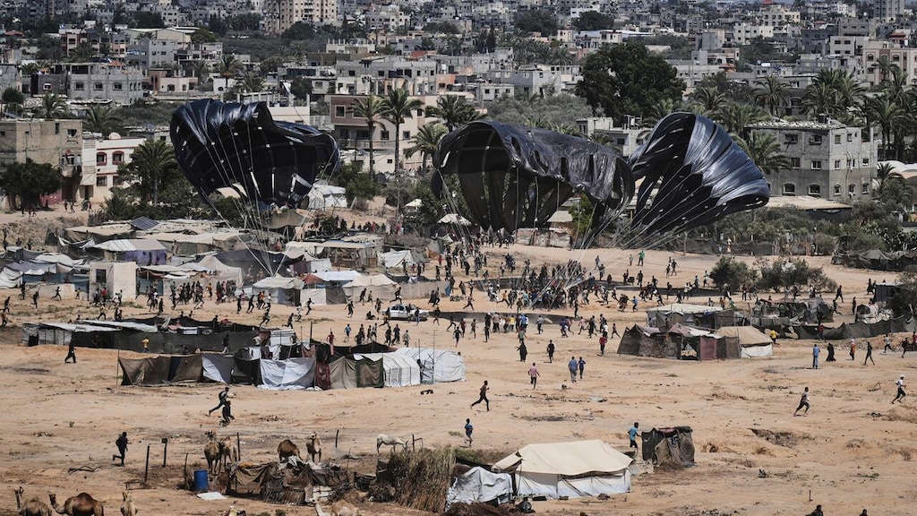Canadian aid parte ng Gaza airdrop matapos paluwagin ng Israel ang ...