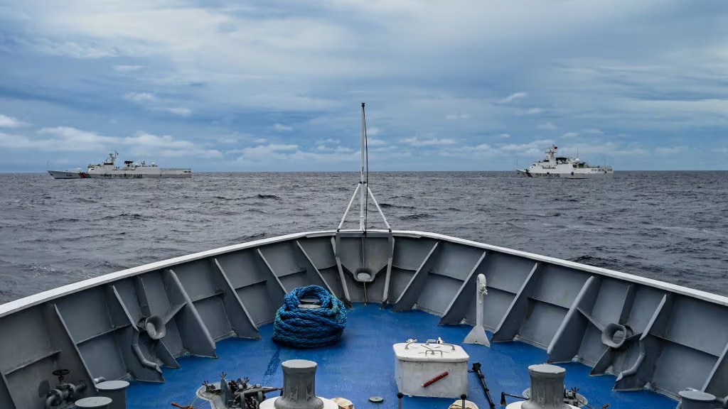Tsina, Pilipinas inakusahan ang isa’t isa sa bungguan ng mga barko sa South China Sea | Radio ...
