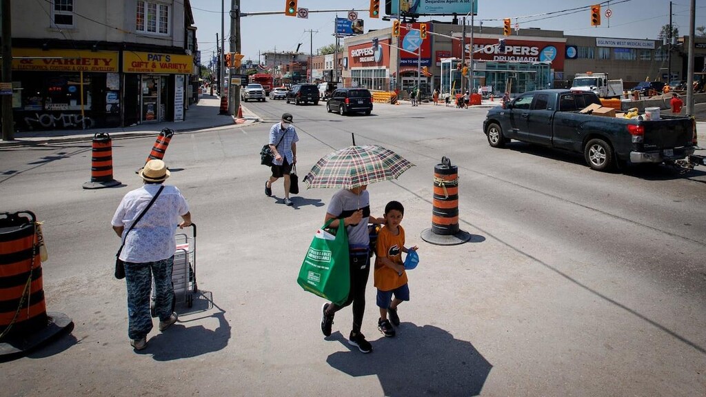Air quality in Toronto among worst in the world Monday, as Environment ...