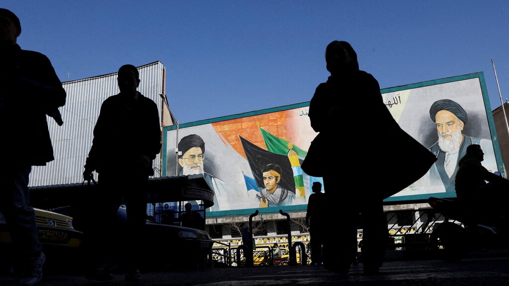 « L’enfer » de la guerre plutôt que le régime : des Iraniens s ...
