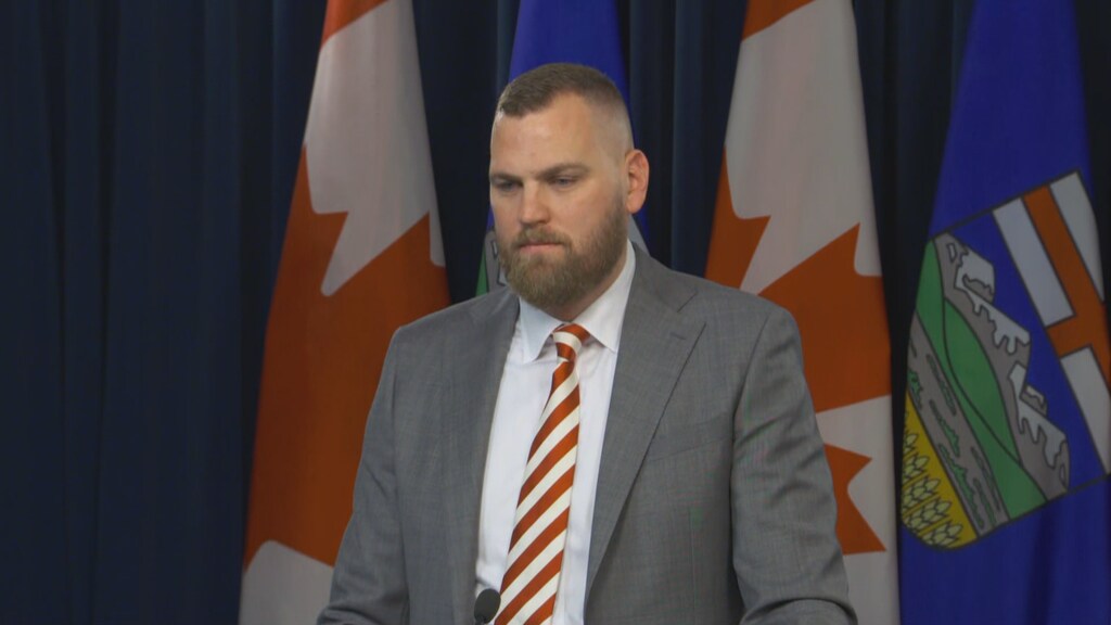 Pagtanggap sa newcomer na magulang, lolo, lola pabigat sa mga serbisyo ...