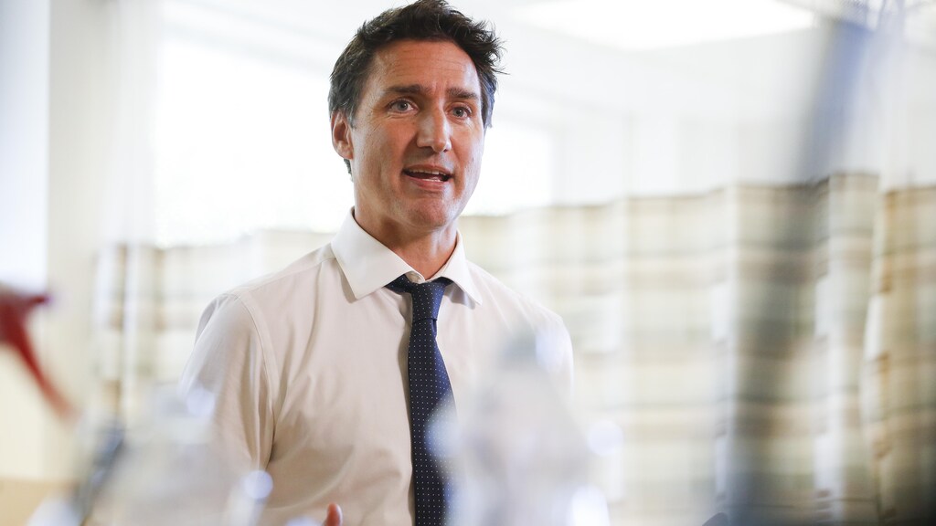 Liberals begin cabinet retreat with cost of living, economy topping the ...