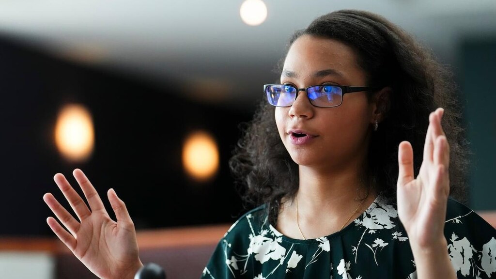 Ottawa girl to become youngest university graduate in Canadian history ...
