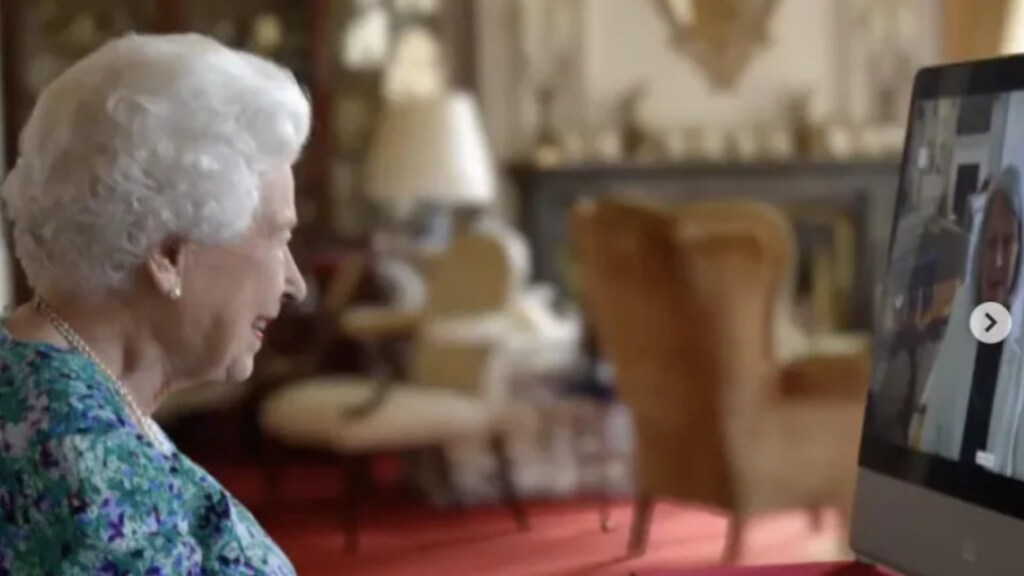 Governor general-designate Mary Simon speaks with the QueenSocial ...