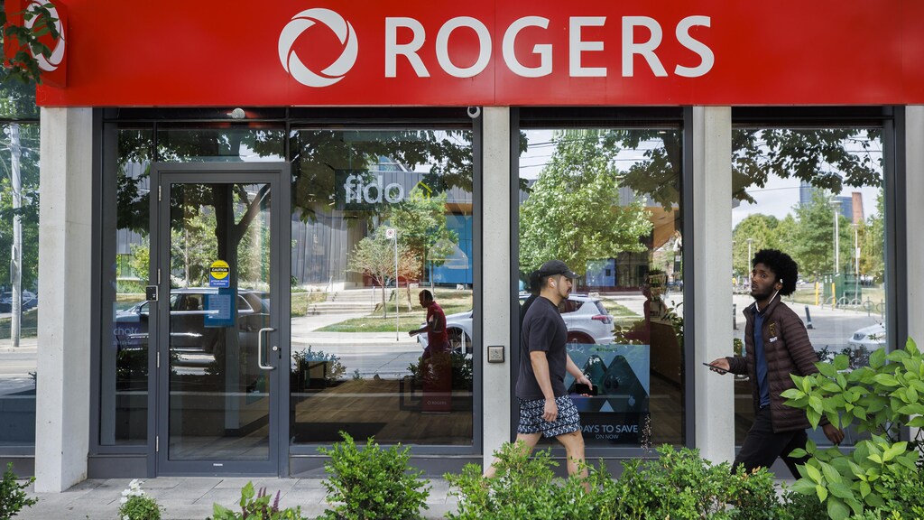 Rogers gagastos ng $261M para paghiwalayin ang mga network matapos ang ...