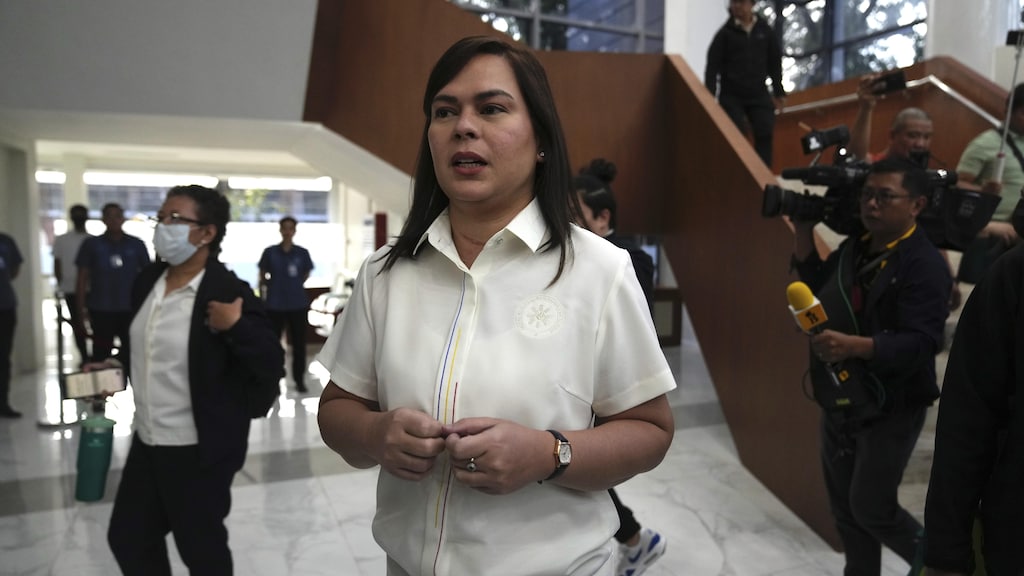 Bise presidente ng Pilipinas na-impeach ng Kamara, nahaharap sa ...