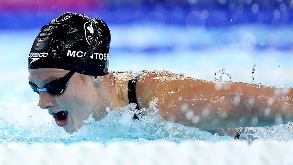 Canada’s Summer McIntosh wins women’s 200m butterfly title for 2nd gold, 3rd medal in Paris ...