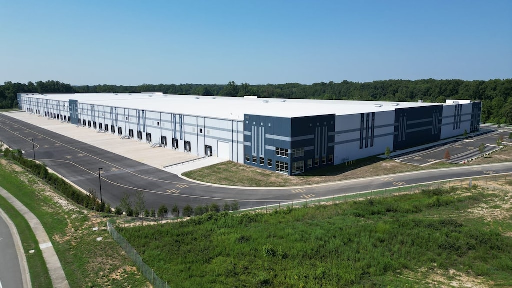 B.C. billionaire Jim Pattison’s Virginia warehouse could become ICE ...