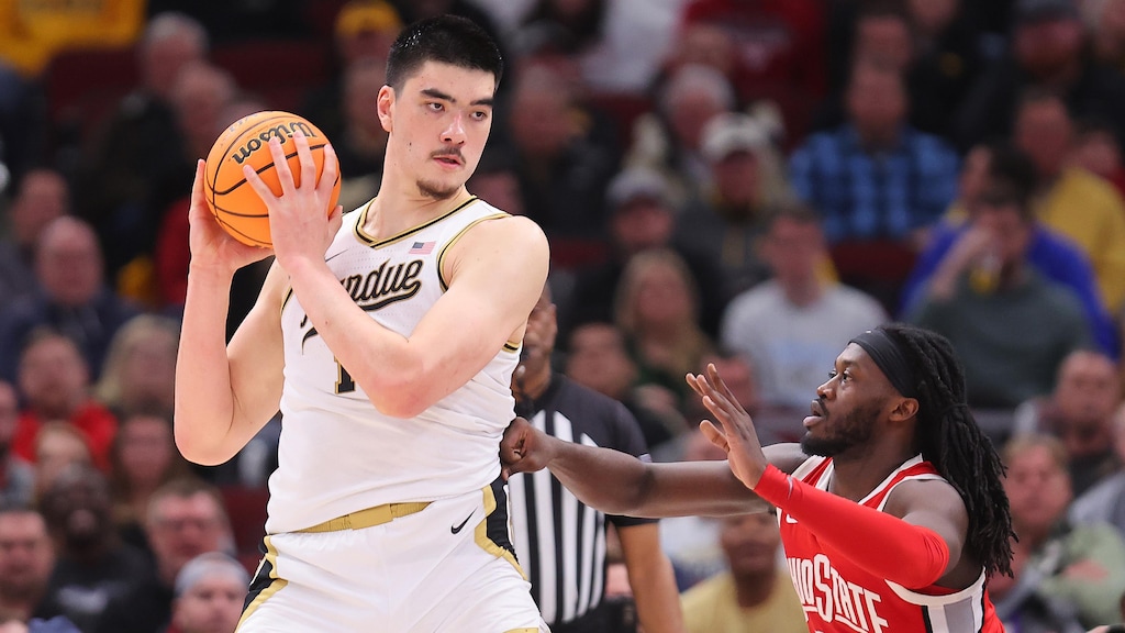 Canadian basketball star Zach Edey dominates NCAA March Madness | Radio ...
