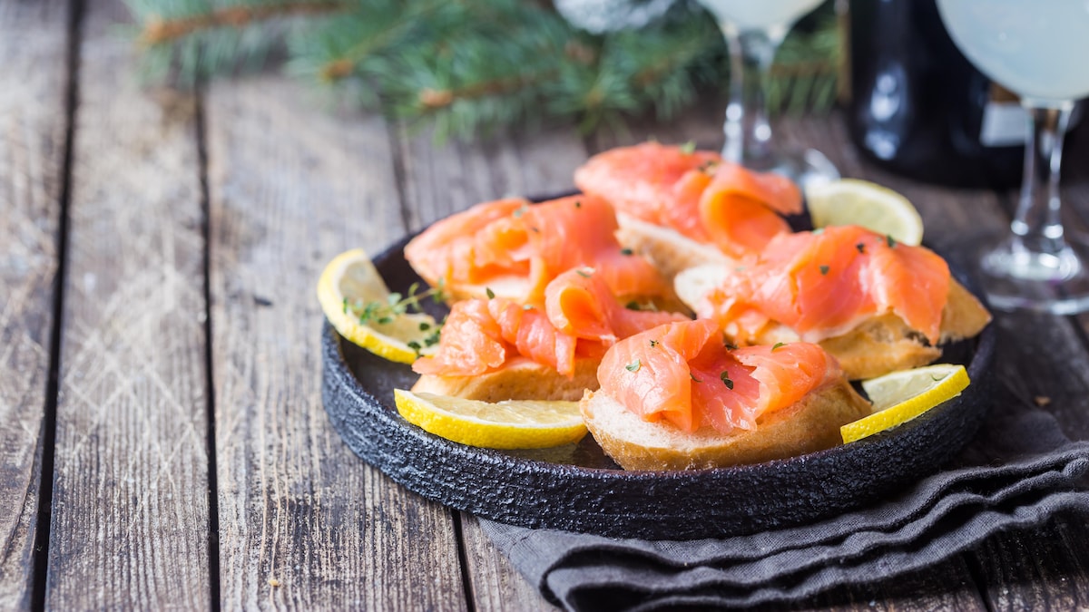 Saumon fumé à froid | Mordu