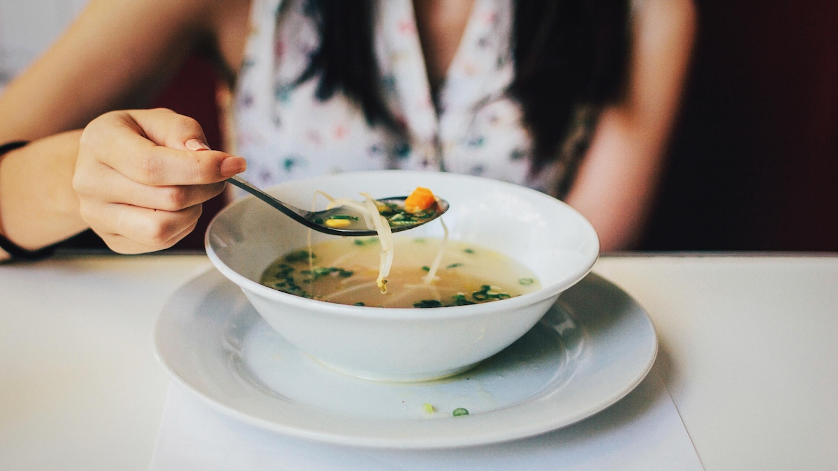 Comment transformer une soupe en repas complet? | Savourer x Mordu