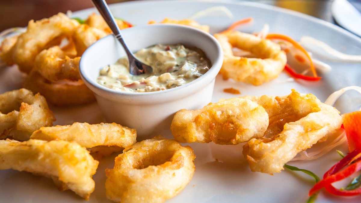 Calmars frits et sauce tartare | Mordu
