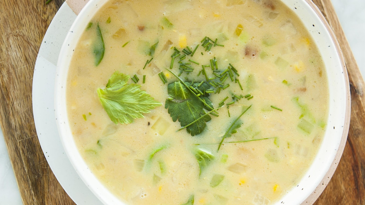 Crème de maïs à la courge poivrée | Mordu