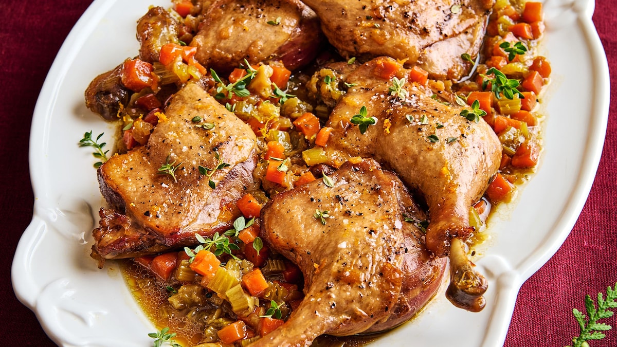 Cuisses de canard braisées à l’orange et à l’anis | Mordu