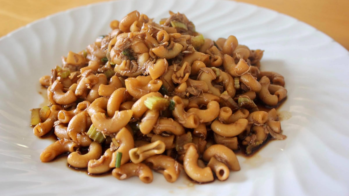 Macaroni chinois au poulet | Mordu