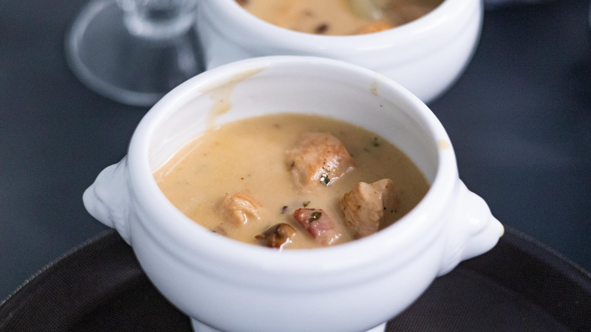 Poulet à la sauce suprême | Mordu