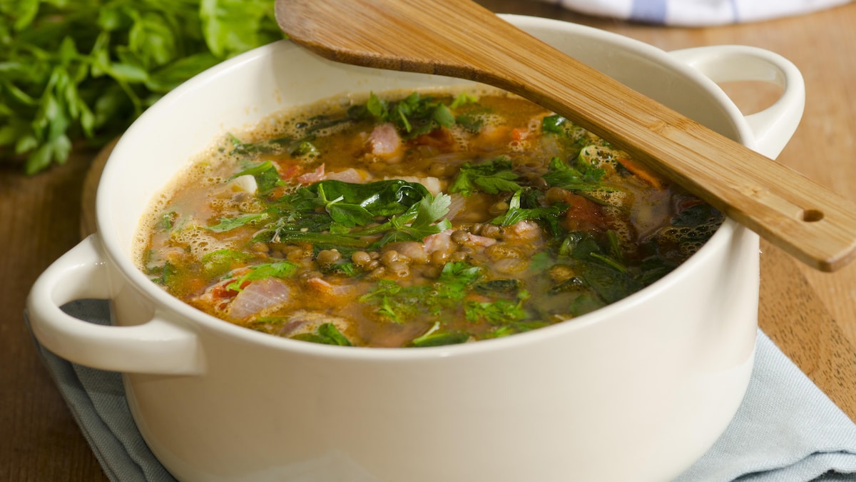 Soupe à l’ancienne aux lentilles, à l’avoine et au thym | Mordu