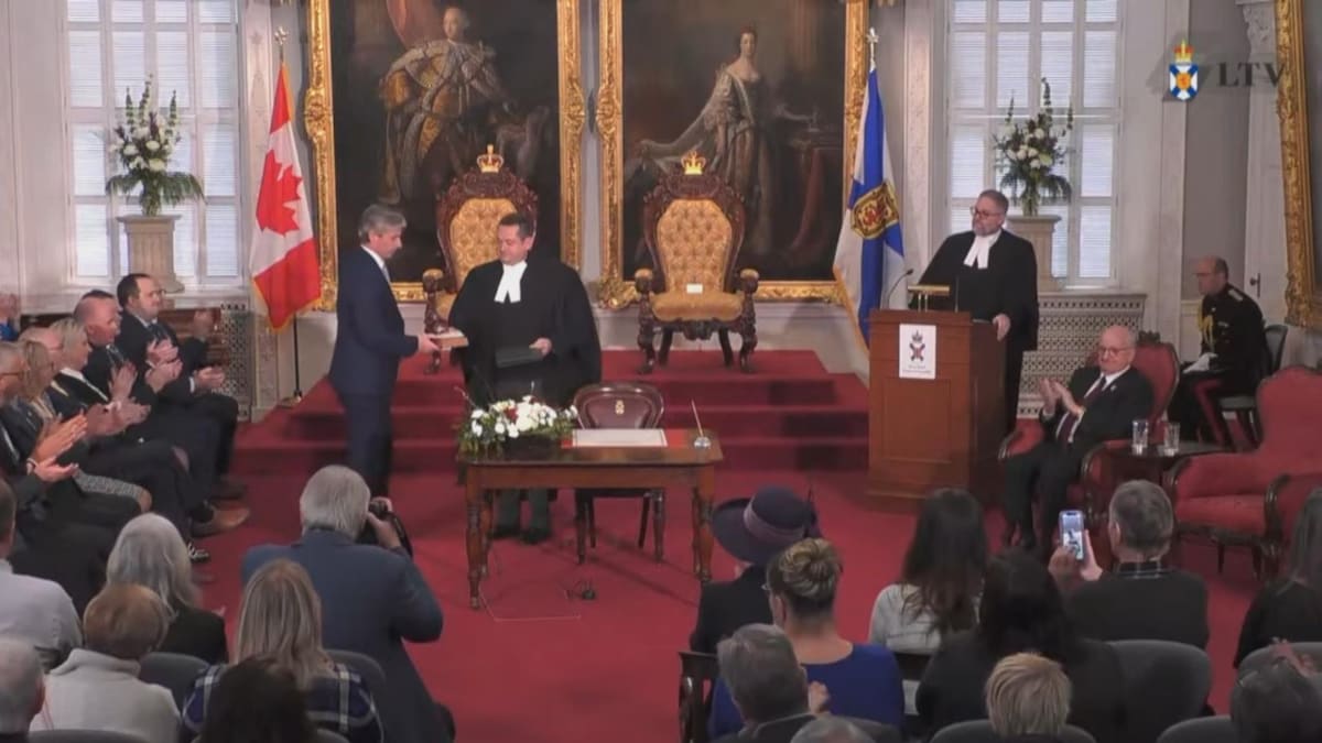 Tim Houston dévoile la composition de son nouveau cabinet | Le ...