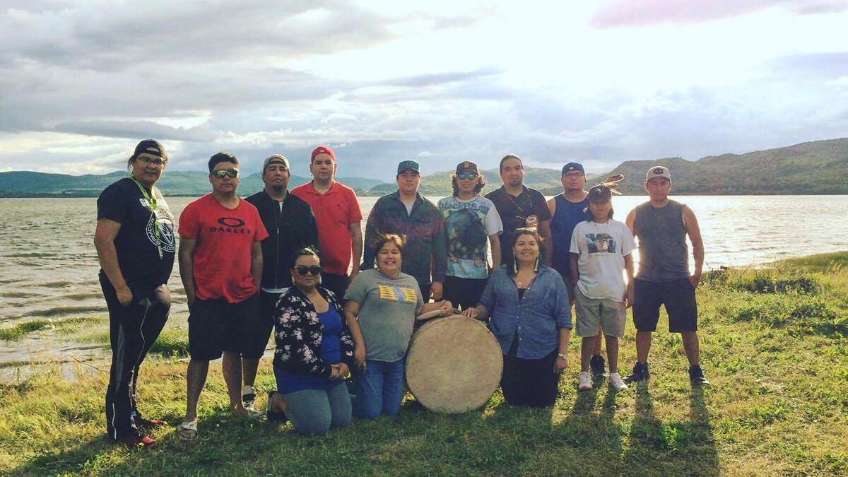 mâmawi musique avec Moe Clark | Espaces autochtones | Radio-Canada ...