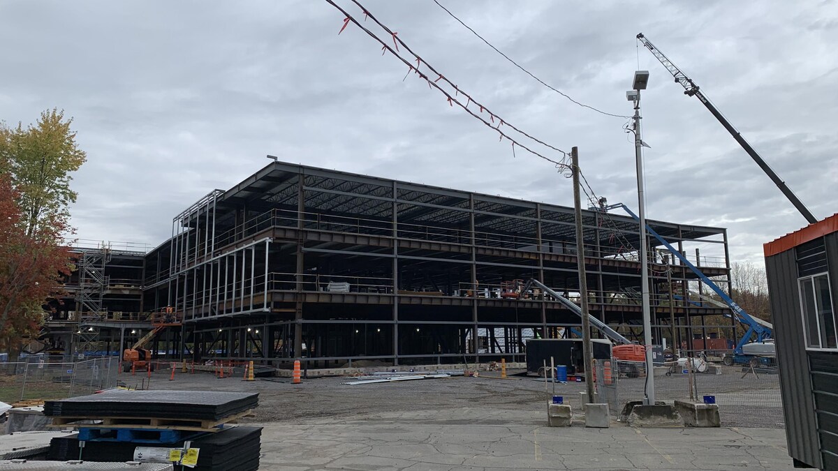 Régime minceur pour le centre fiscal de Shawinigan | Le téléjournal ...