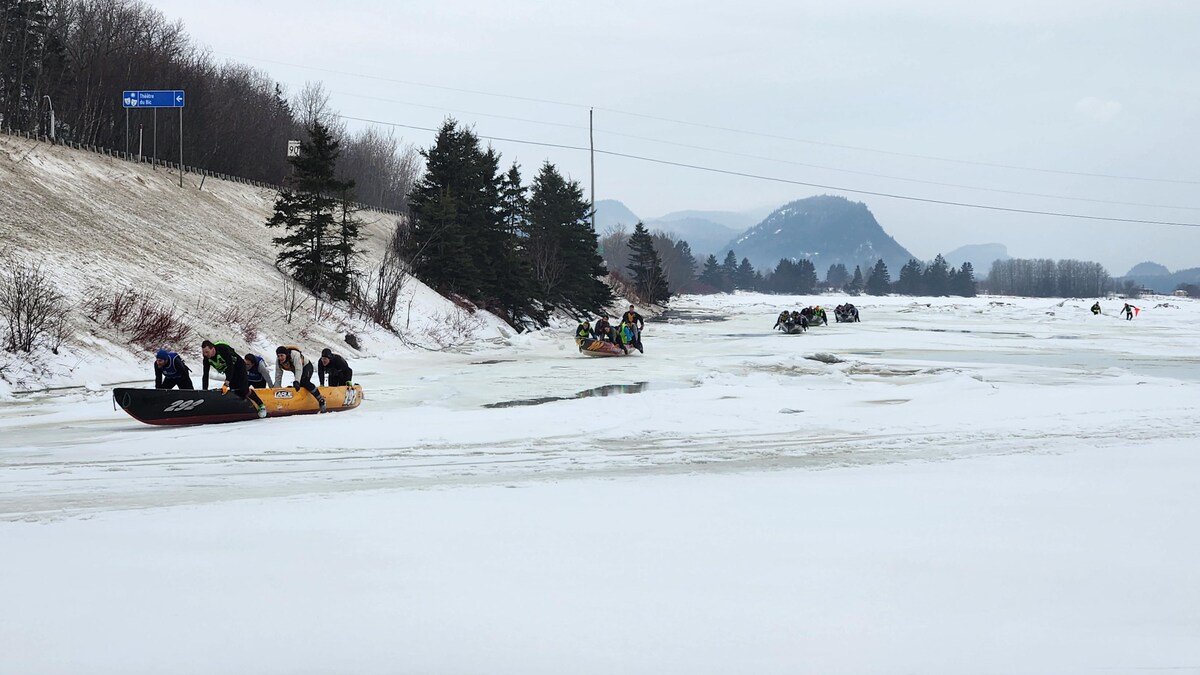 Températures très douces pour la course de canots à glace au Bic | Le ...