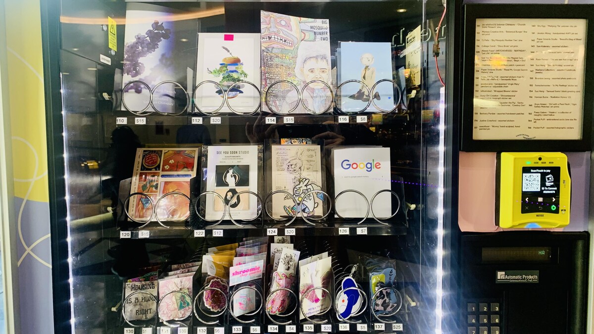 De l'art dans une machine distributrice | Le téléjournal Colombie ...