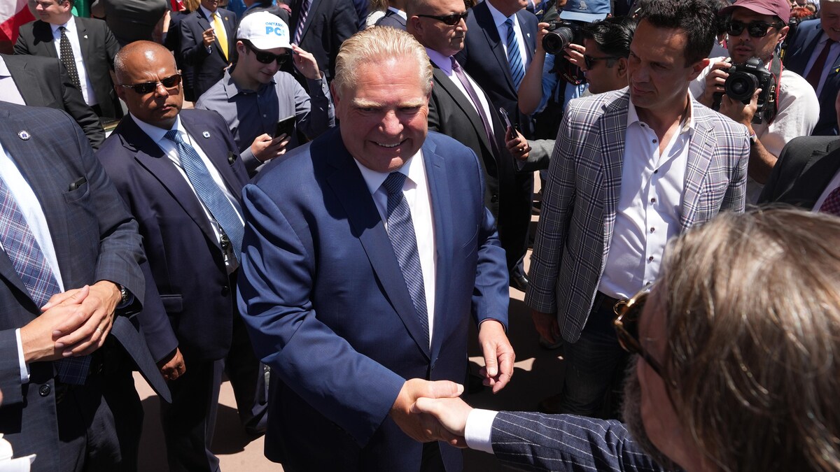 Les politologues Stéphanie Chouinard et Peter Graefe se prononcent sur ...