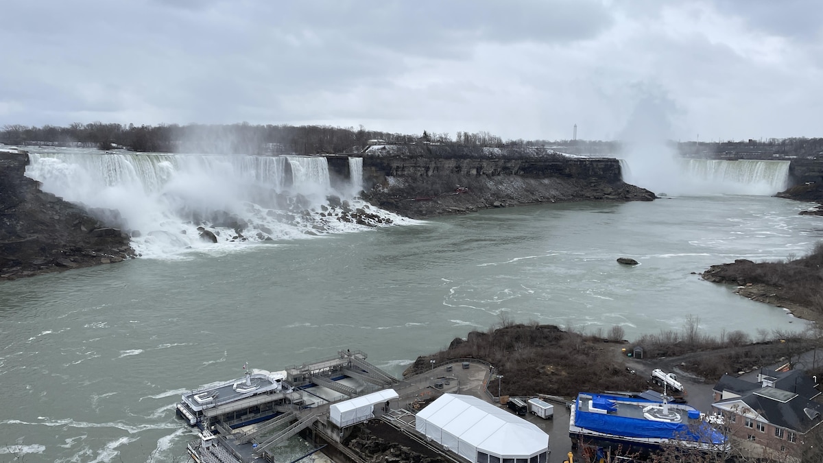 Éclipse solaire : Niagara Falls s'attend à une marée de touristes | Le ...