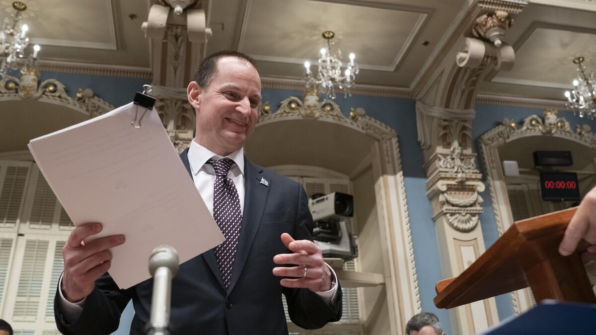 Budget Girard : l'analyse de Gérald Fillion et Sébastien Bovet | Le ...