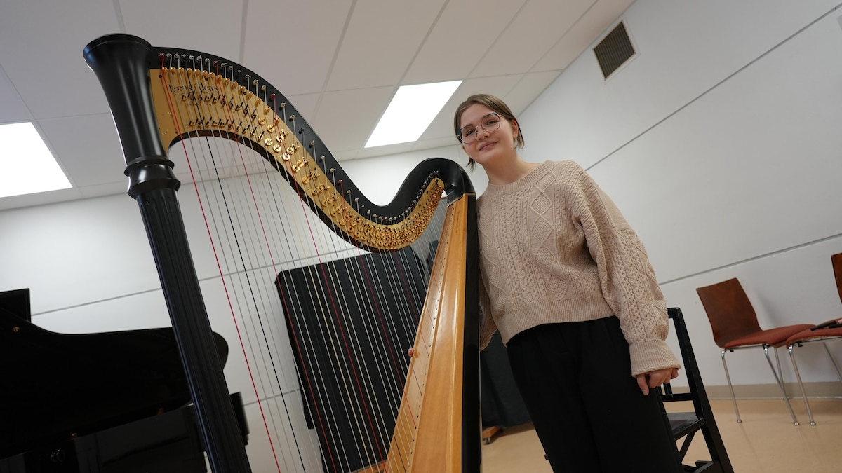 Les spécificités uniques de la harpe | Le téléjournal Québec
