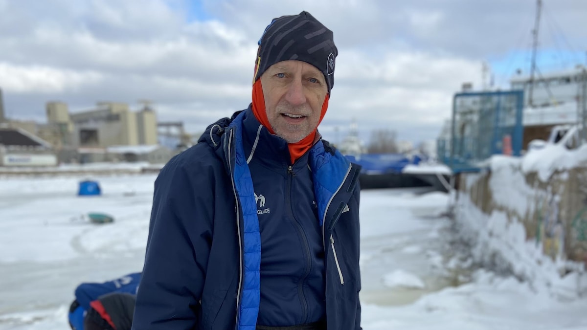 40 ans de canot à glace pour Jean Anderson | Le téléjournal Québec