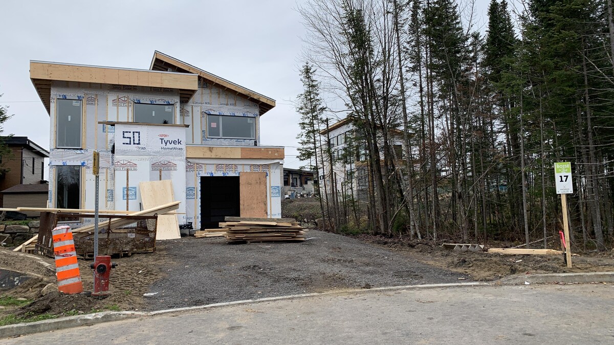 Dualité entre développement et environnement à Lac-Beauport | Le ...
