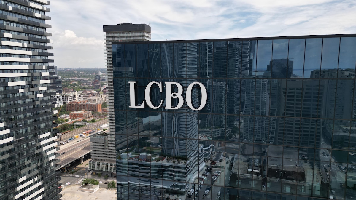 Les succursales de la LCBO rouvriront mardi | Le téléjournal Ontario