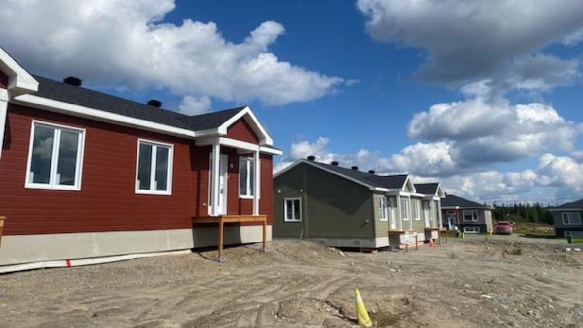 Des logements abordables voyagent sur 1000 km pour apparaître à Fermont ...