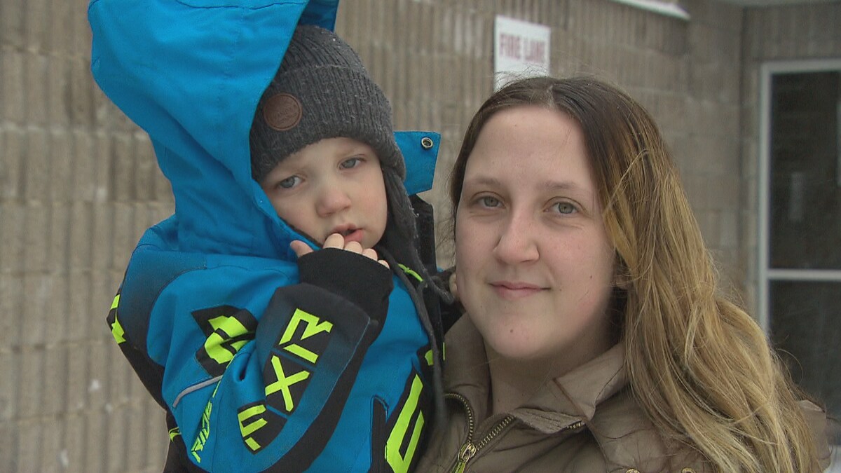 Le chèque de 300 $ promis par le gouvernement Higgs divise les avis ...