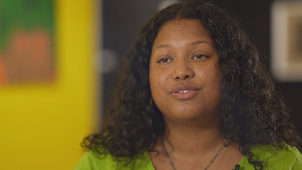 Portrait de la peintre torontoise Claudia Luz Doare | La billetterie