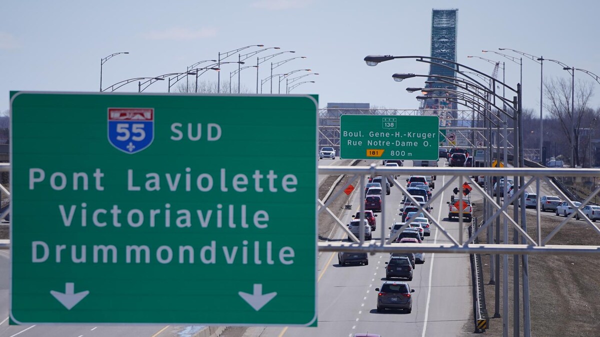 Efforts de sensibilisation en vue des travaux sur le pont Laviolette ...