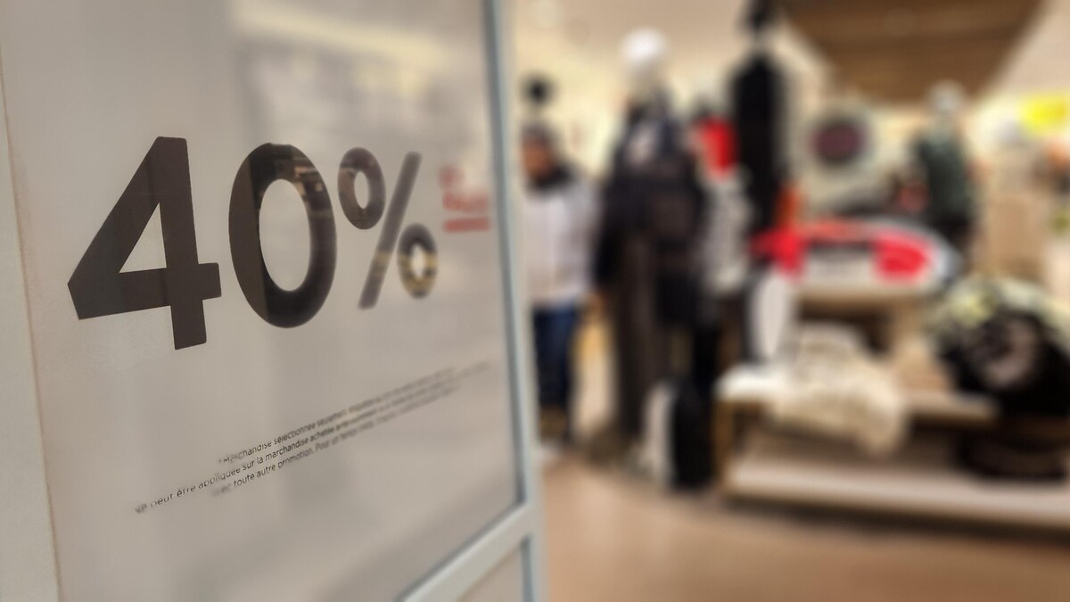 Magasinage des Fêtes : des achats plus réfléchis | Le téléjournal Est ...